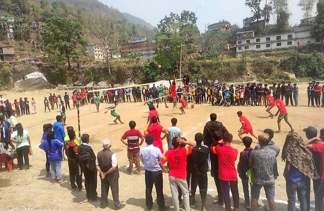 बागलुङको जैमिनीमा पालिकास्तरिय पुरुष तथा खुला महिला भलिबल हुने ...